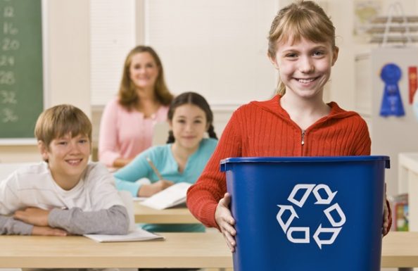 Lixo na escola: qual a importância e como podemos reciclar os materiais gerados neste ambiente ...